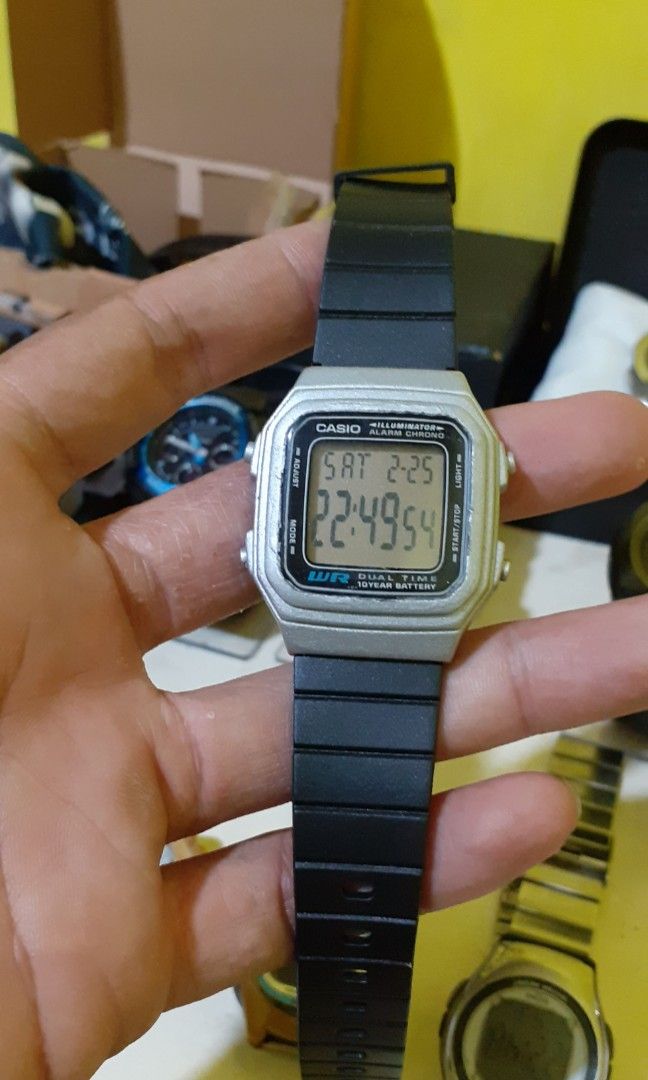 Casio A178w, Fesyen Pria, Jam Tangan di Carousell