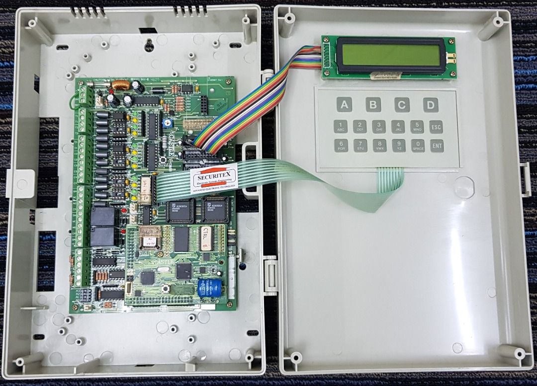 CASTLE CONTROLLER S SERIES (16 DOOR), Computers & Tech, Office ...