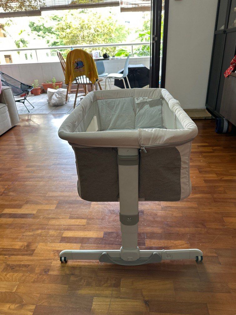 Chico Next 2 Me Dream, Babies & Kids, Baby Nursery & Kids Furniture ...