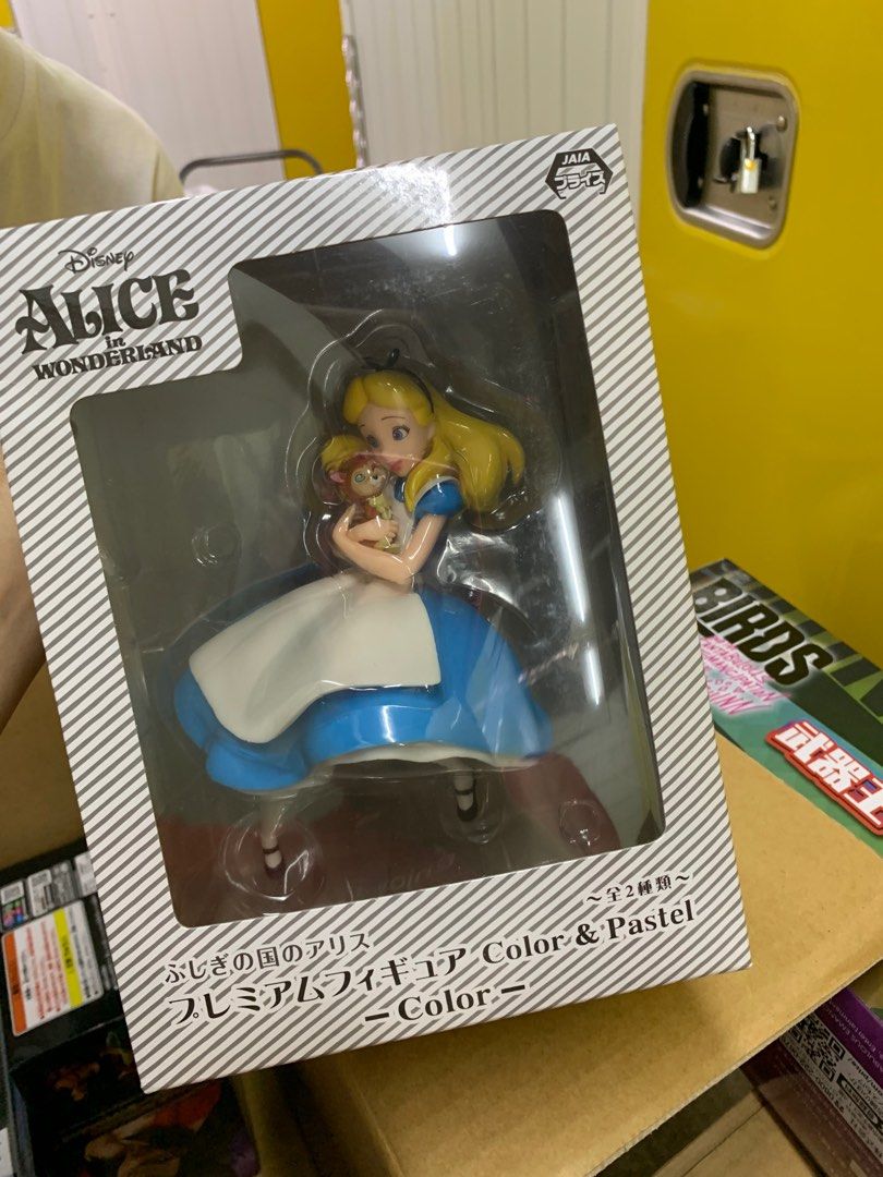 Disney Alice Figure, Hobbies & Toys, Collectibles & Memorabilia, Fan ...
