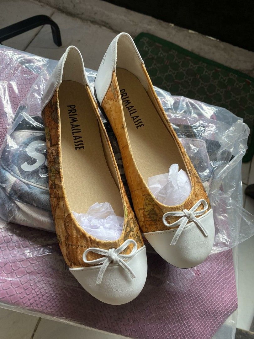 SALE DOLL SHOES PRIMA CLASSE., Women's Fashion, Footwear, Flats ...