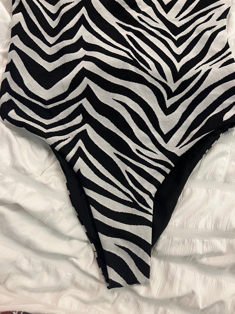 Eighth Mermaid Eve Full Piece, Women's Fashion, Swimwear, Bikinis ...