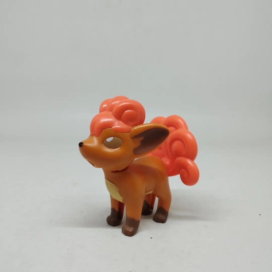Figure Pokemon Vulpix Mcd, Toys & Collectibles, Mainan di Carousell