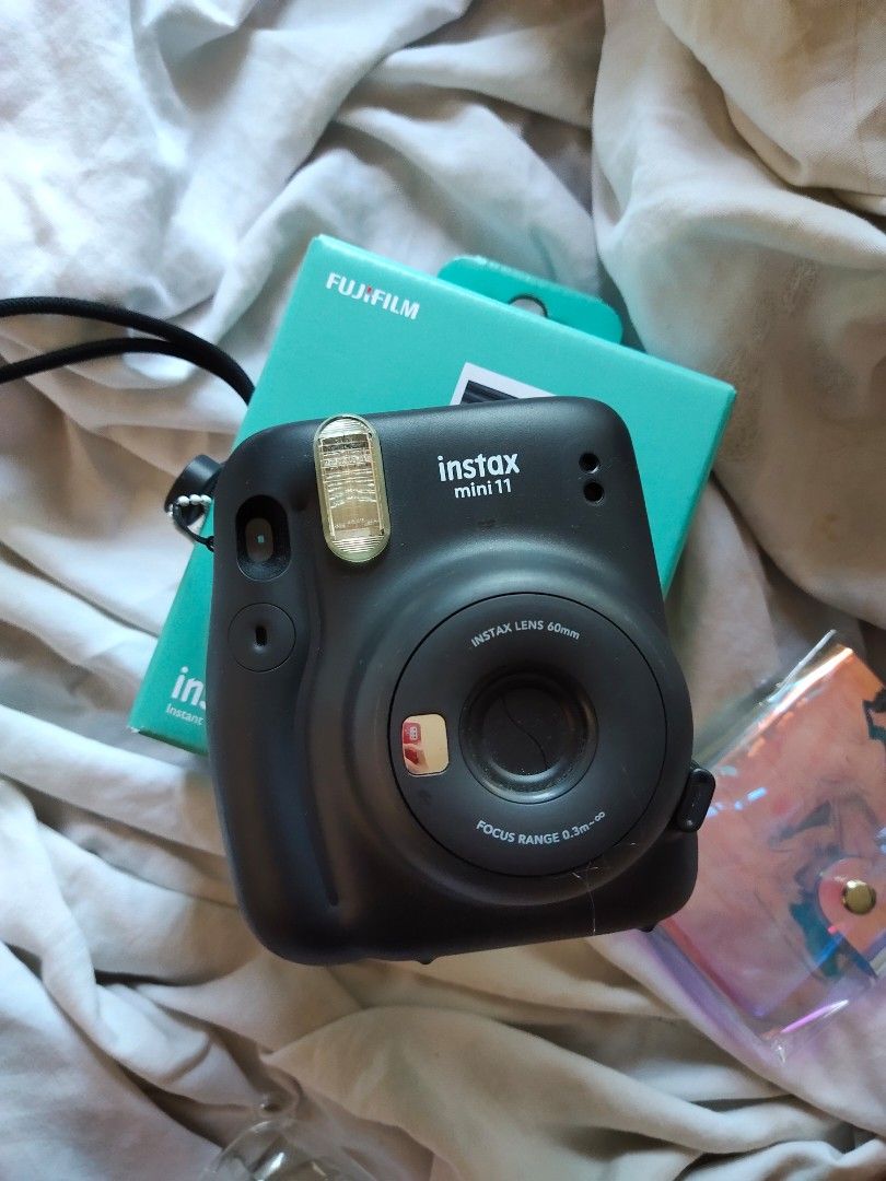 Instax Mini 11 Black (With Prism Package Freebies), Photography ...