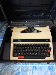 Typewriter For Sale | Computers & Tech | Carousell Malaysia