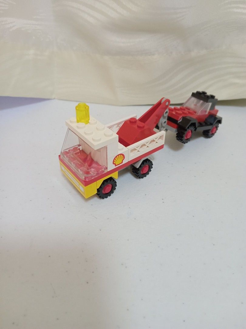 Lego 642 Shell tow truck for sale on Carousell