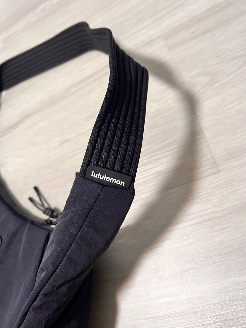 Lululemon Pleated Shoulder Bag, Women's Fashion, Bags & Wallets ...