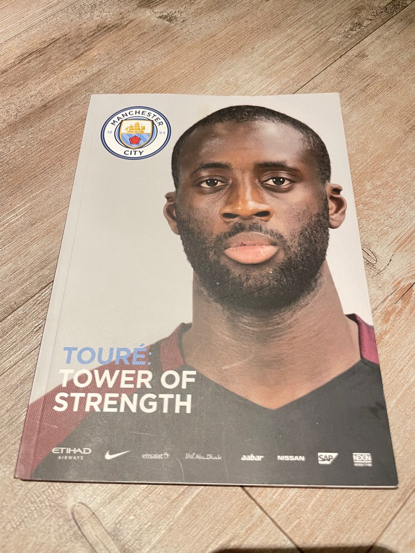 Manchester City Book 2017, Hobbies & Toys, Memorabilia & Collectibles ...