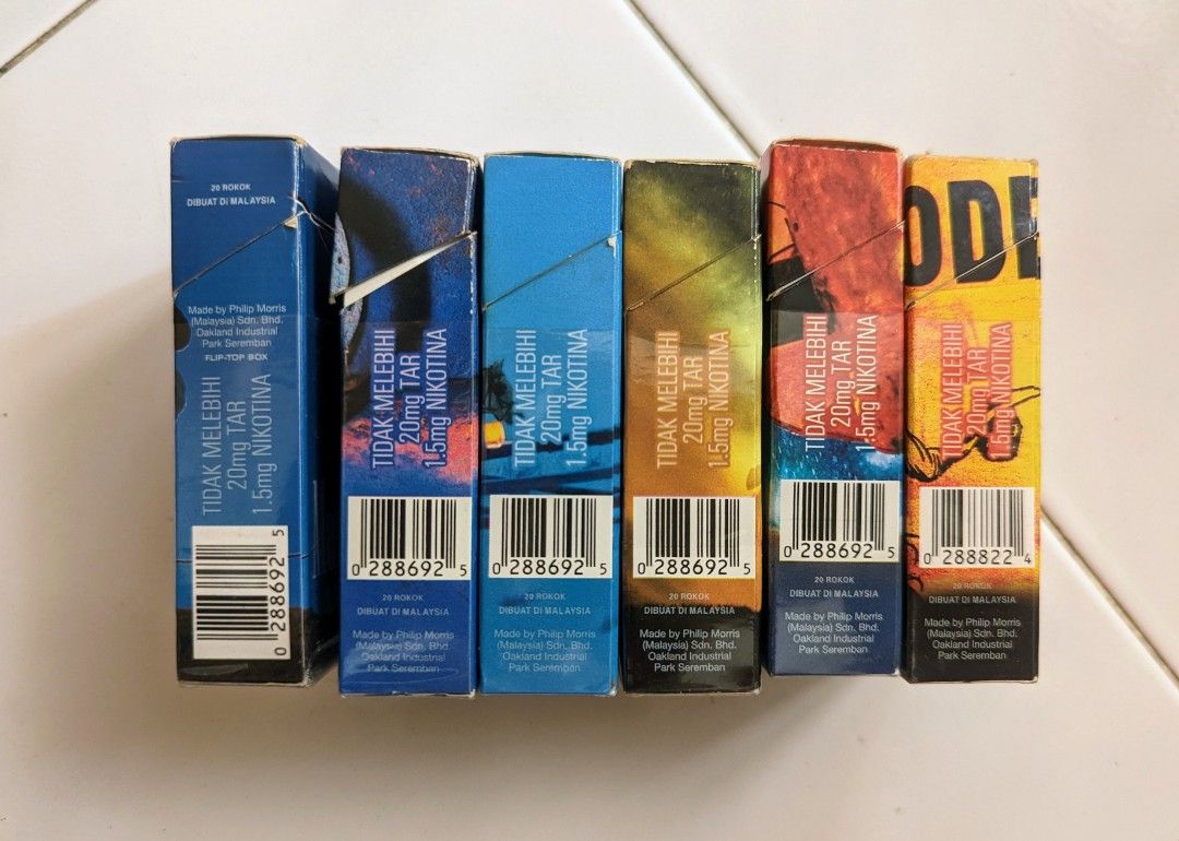 Marlboro limited edition cigarettes box, Hobbies & Toys, Collectibles ...