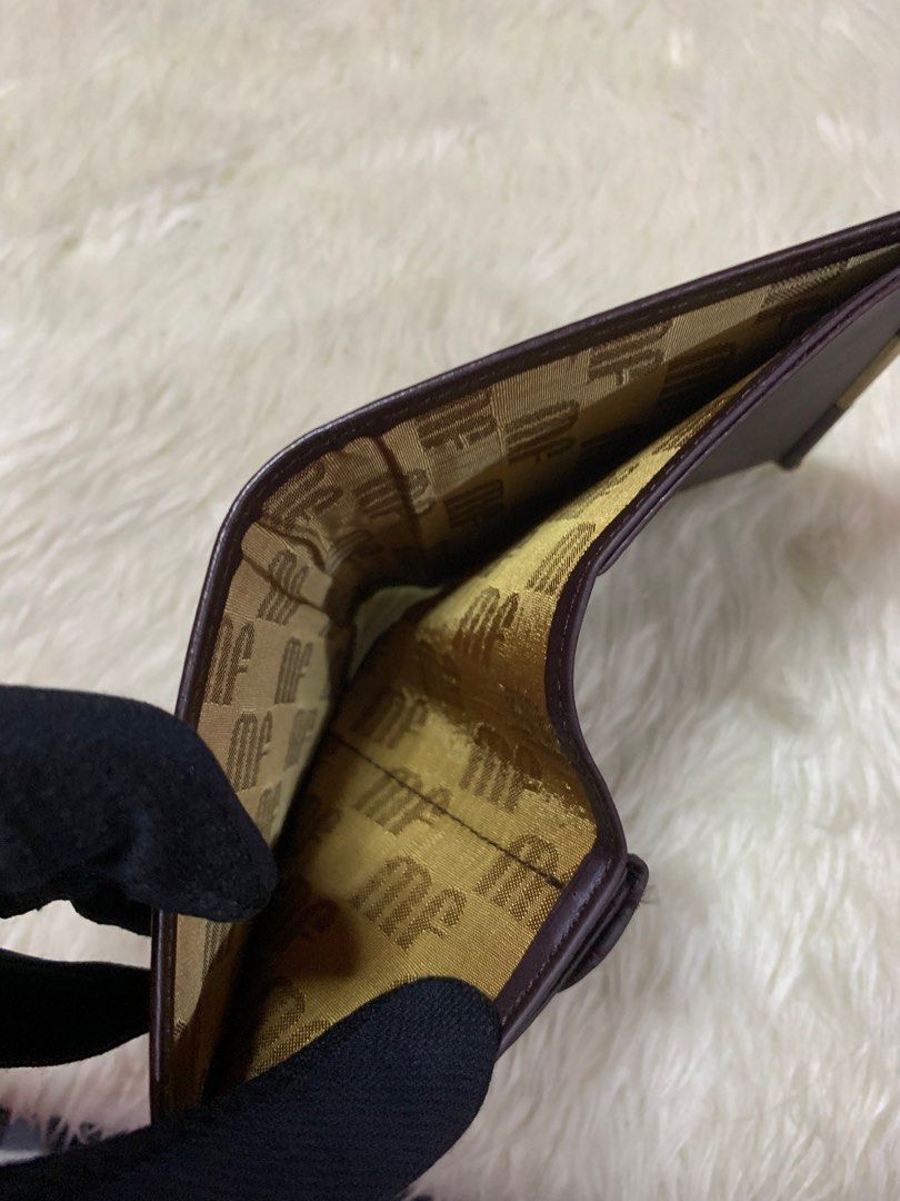 Max Factor Bifold Wallet, Women's Fashion, Bags & Wallets, Wallets ...