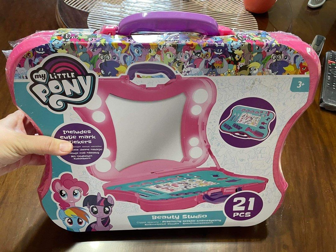 My Little Pony Beauty Studio, Hobbies & Toys, Toys & Games on Carousell