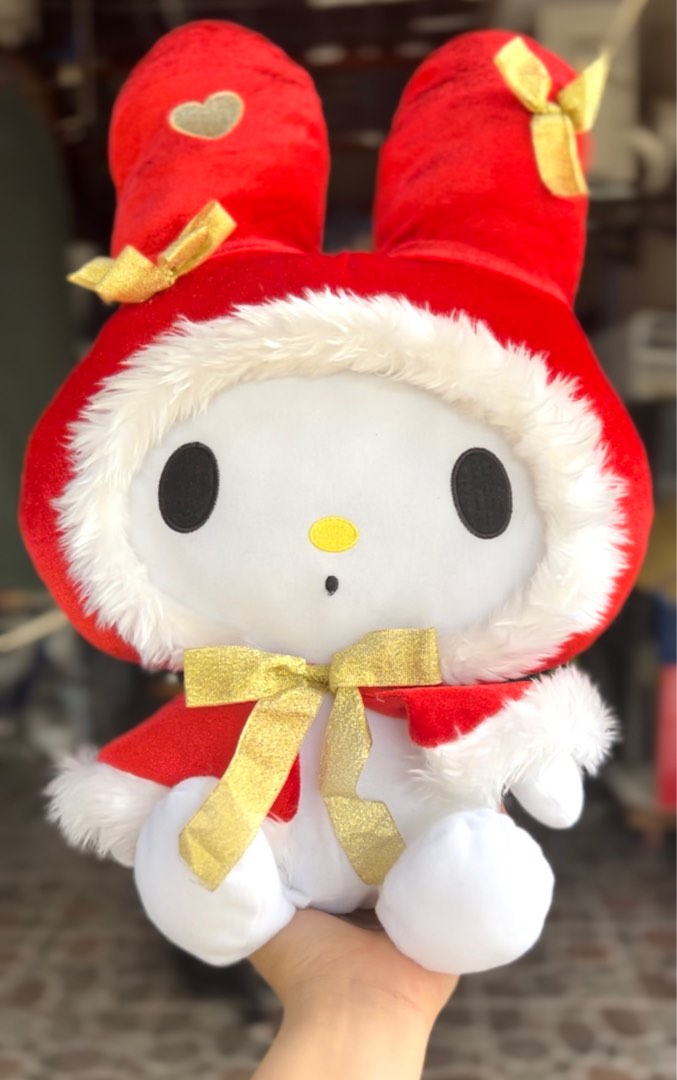 SALE!! My Melody Red and Gold Winter Jumbo Plush, Hobbies & Toys, Toys ...
