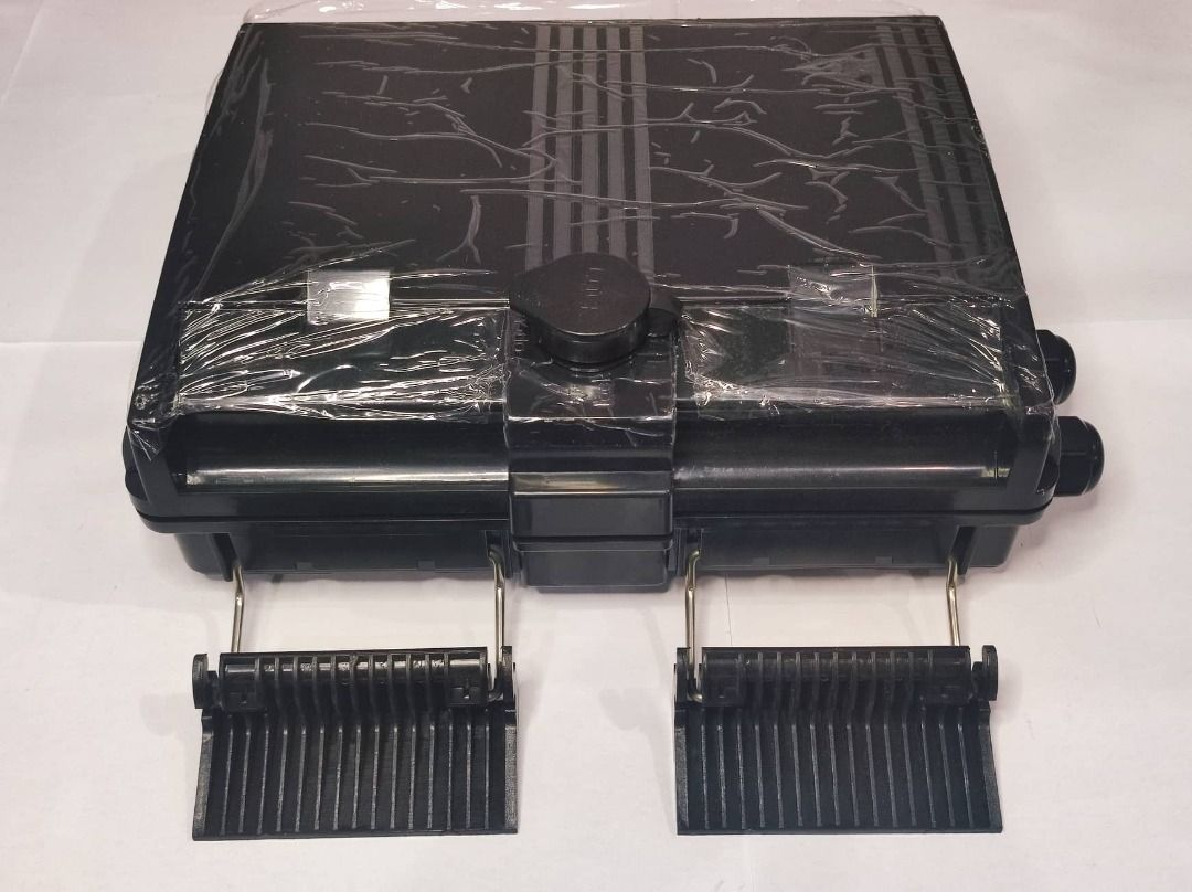 Napbox with 1*8 PLC Casette Splitter Set, Computers & Tech, Parts ...