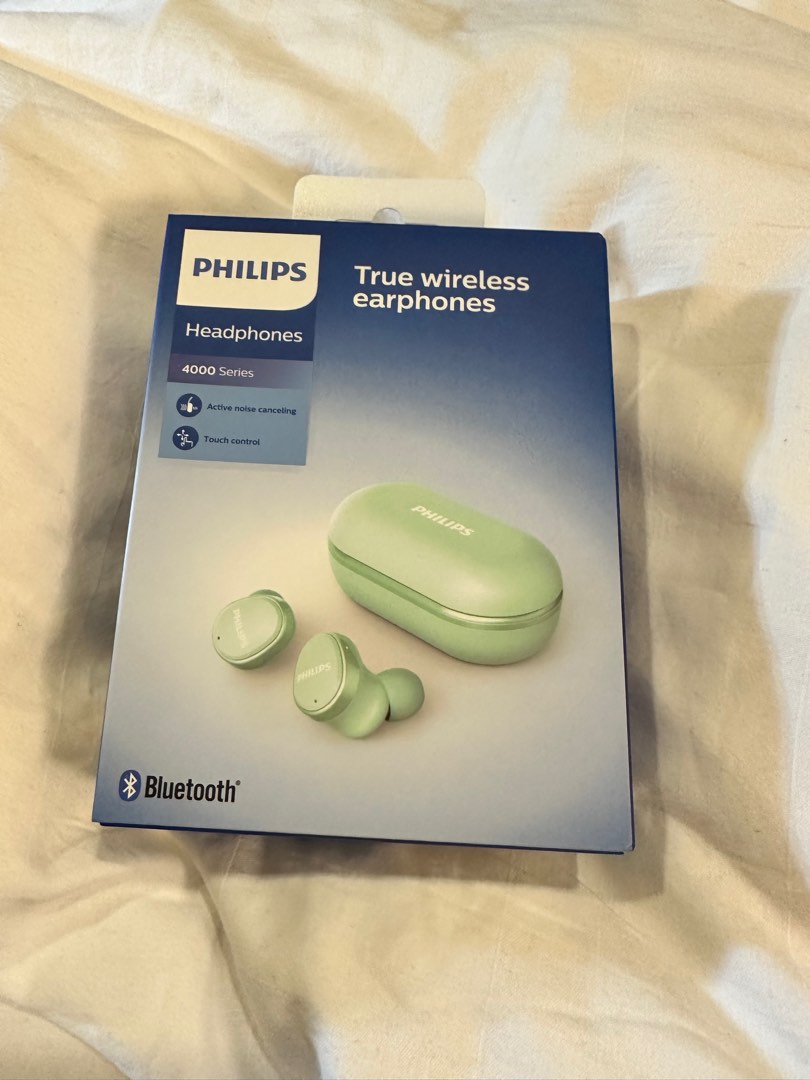 New Philips True wireless earphones, Audio, Earphones on Carousell