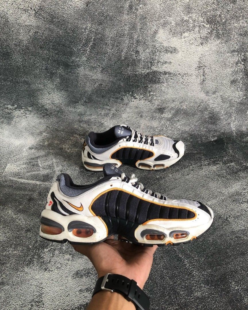 Nike Airmax Tailwind 4 Metro Grey, Fesyen Pria, Sepatu , Sneakers di Carousell