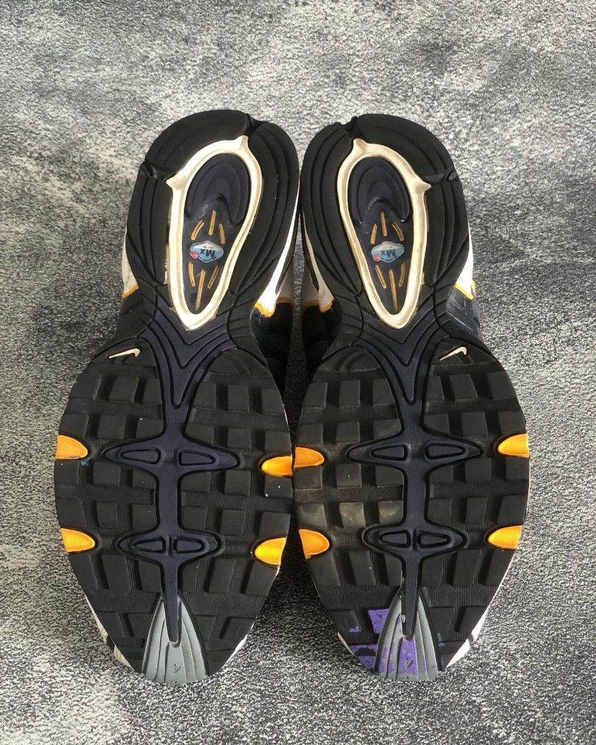 Nike Airmax Tailwind 4 Metro Grey, Fesyen Pria, Sepatu , Sneakers di Carousell