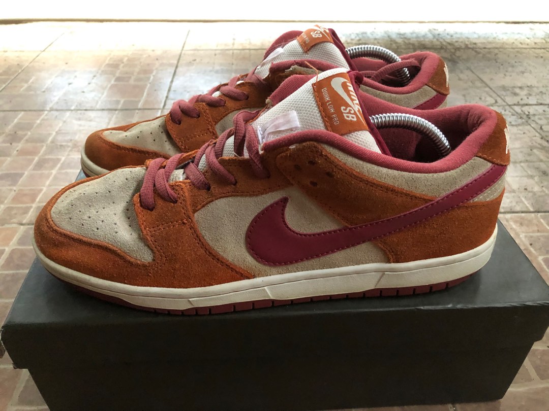 Nike SB Dunk Low Pro Dark Russet Cedar, Men's Fashion, Footwear ...