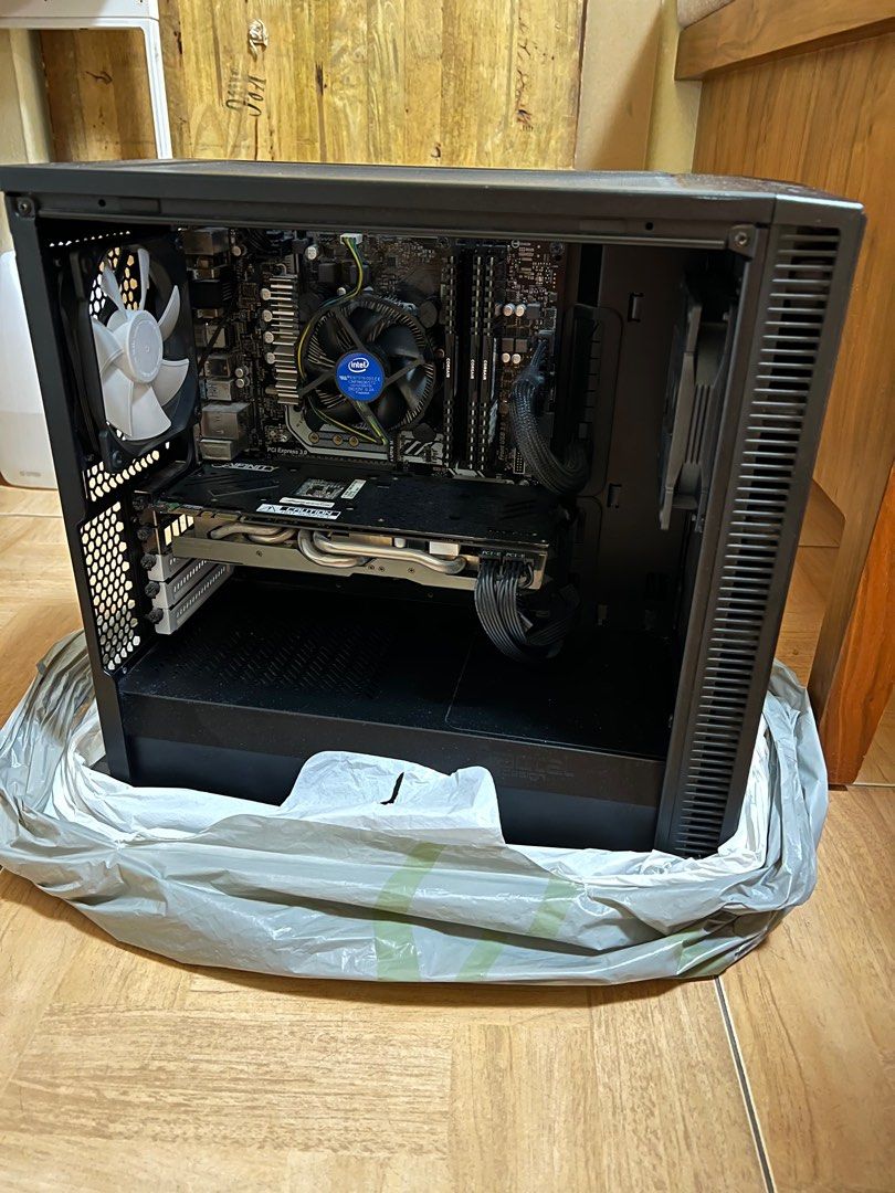 Old Gaming PC/Desktop, Computers & Tech, Desktops on Carousell