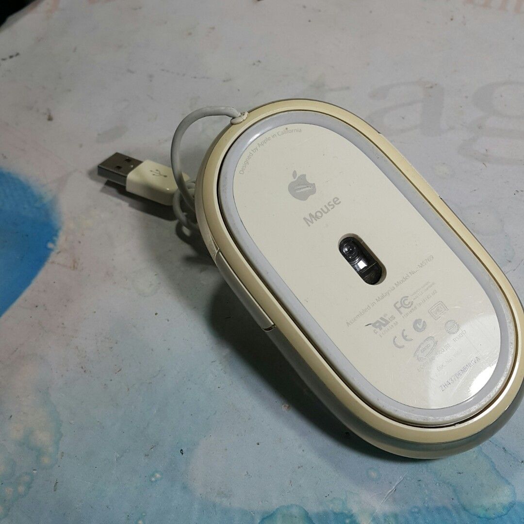 Original Apple Mouse on Carousell