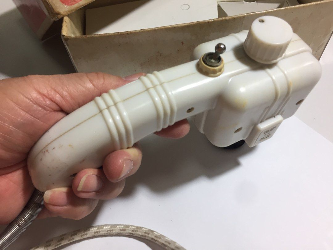 PIFCO Electric Massager, Hobbies & Toys, Memorabilia & Collectibles ...