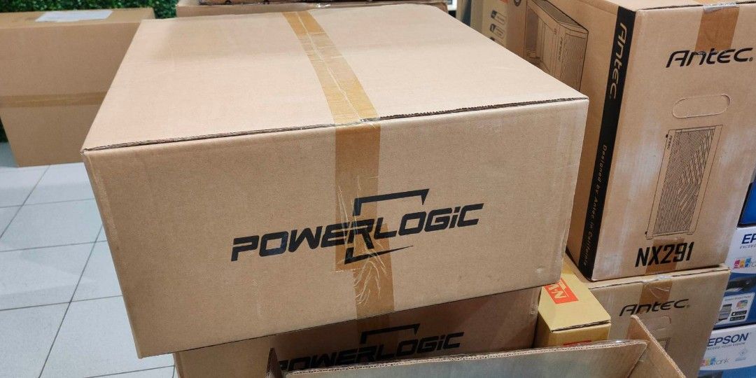 Powerlogic DVR-4U Rackmount Casing Server Case, Computers & Tech, Parts ...