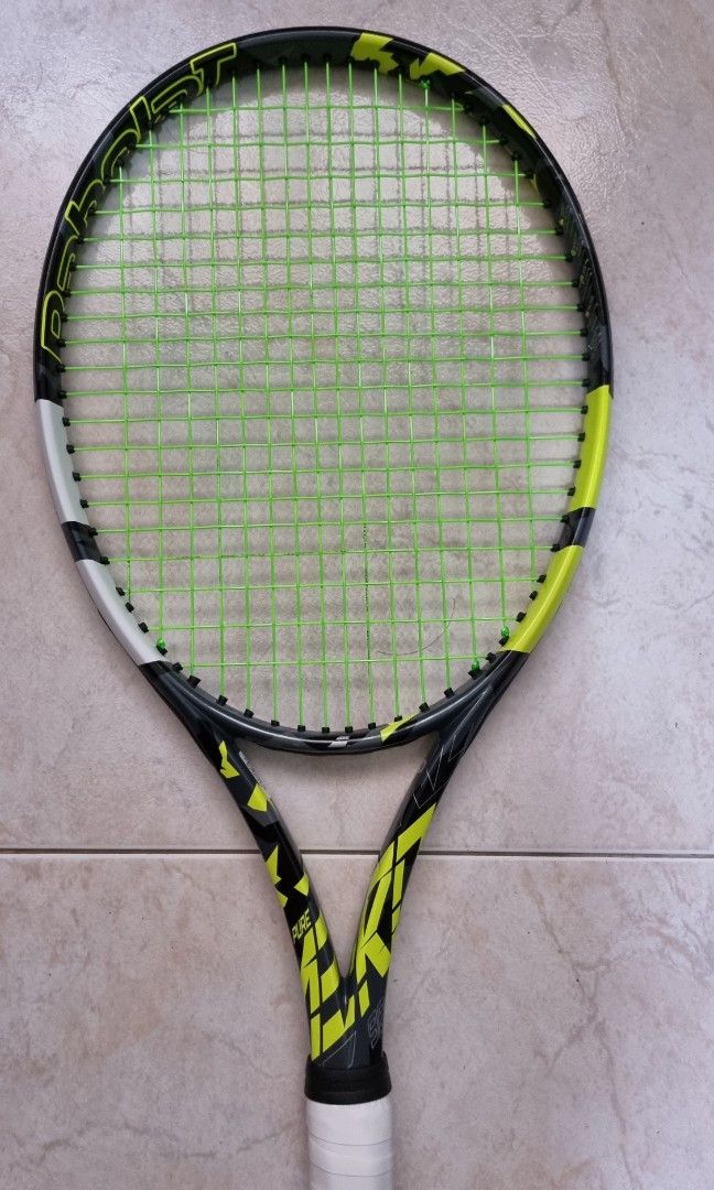 Pure Aero 98 2023, Sports Equipment, Sports & Games, Racket & Ball ...