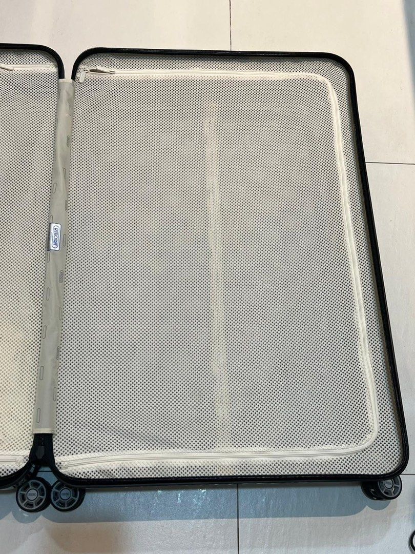 Rimowa Salsa Air Glossy Dark Blue Luggage on Carousell