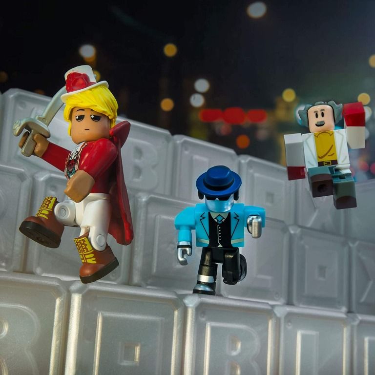 Roblox Celebrity Collection - Series 6 Mystery Figure 6-Pack [Includes ...