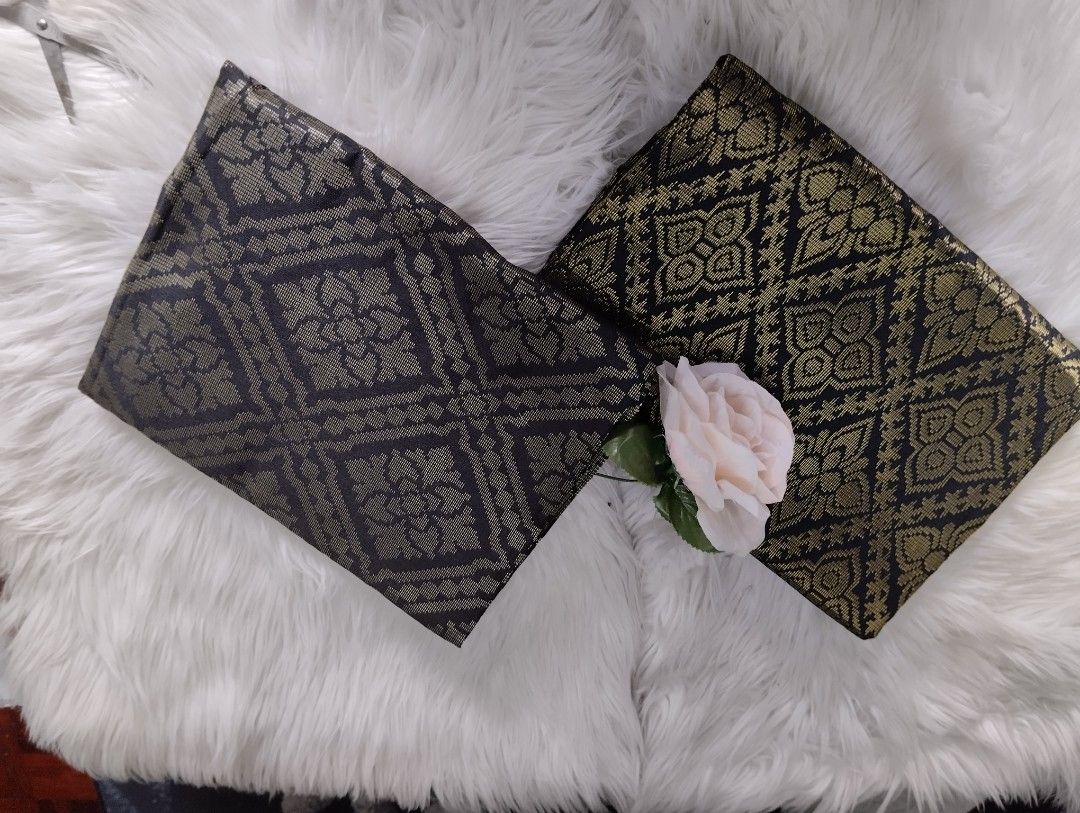 Sampin songket gold base hitam, Men's Fashion, Muslim Wear, Accessories ...