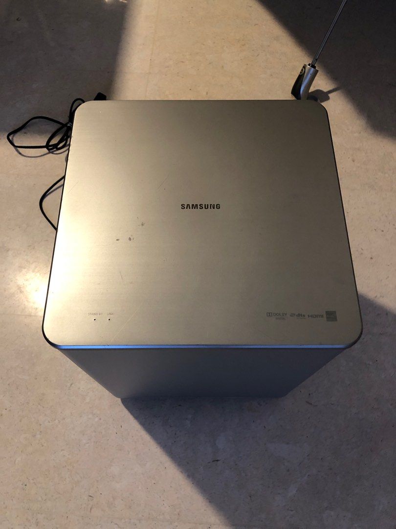 Samsung curved sound bar with woofer H7501, Audio, Soundbars, Speakers ...