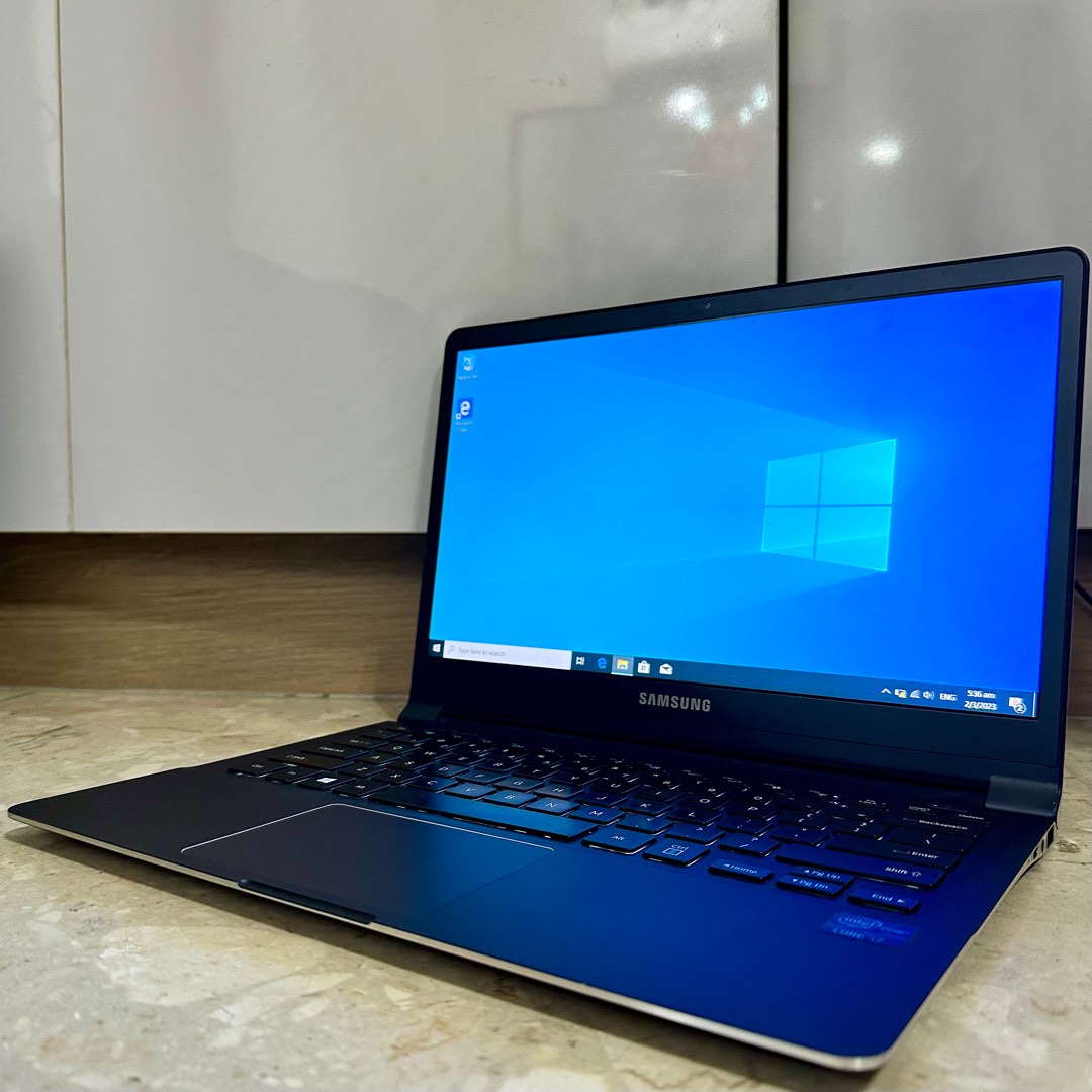 Samsung Series 9 Ultrabook|1.15KG|i7 3517U|512GB SSD|13.3 Inch HD+ ...