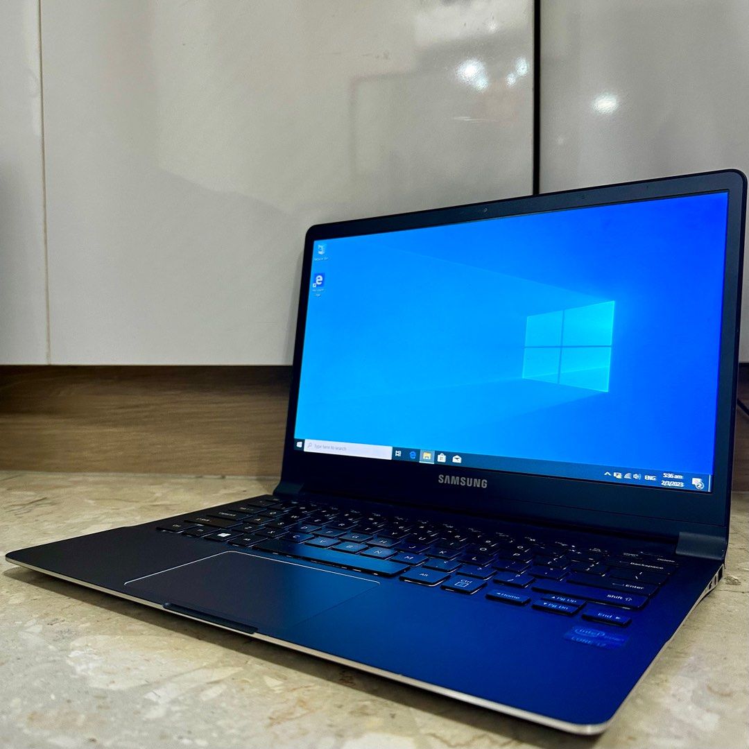 Samsung Series 9 Ultrabook|1.15KG|i7 3517U|512GB SSD|13.3 Inch HD+ ...