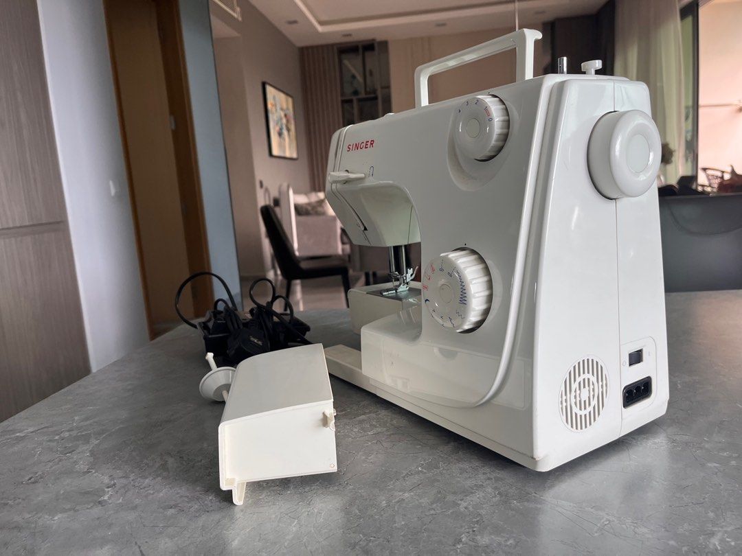 Singer Sewing Machine 8280, TV & Home Appliances, Other Home Appliances on Carousell