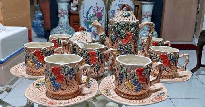 Tea set sanyo japan antik, Antik, Pajangan di Carousell
