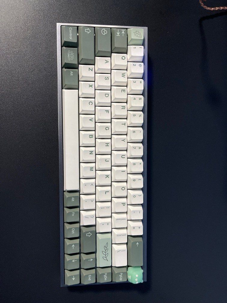 Tofu 65 Custom Mechanical Keyboard, Computers & Tech, Parts ...