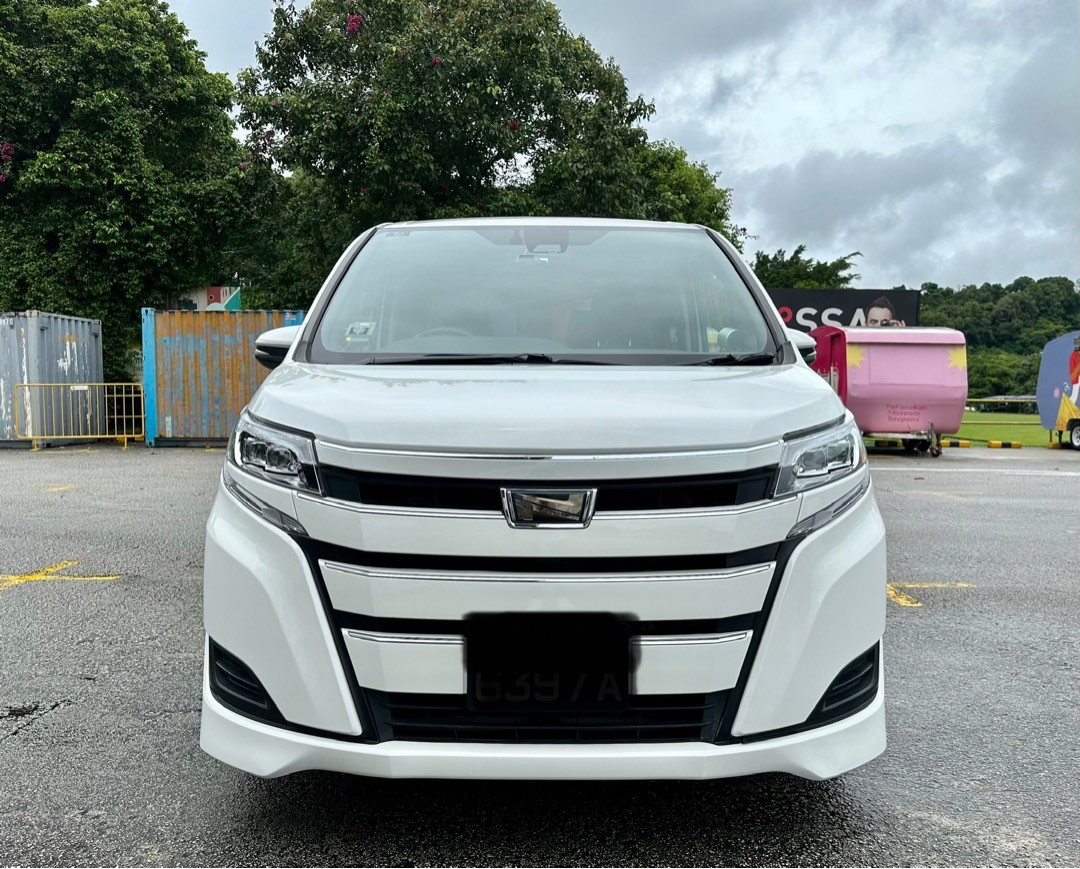 Toyota Noah Hybrid 1.8A X Auto, Cars, Used Cars on Carousell