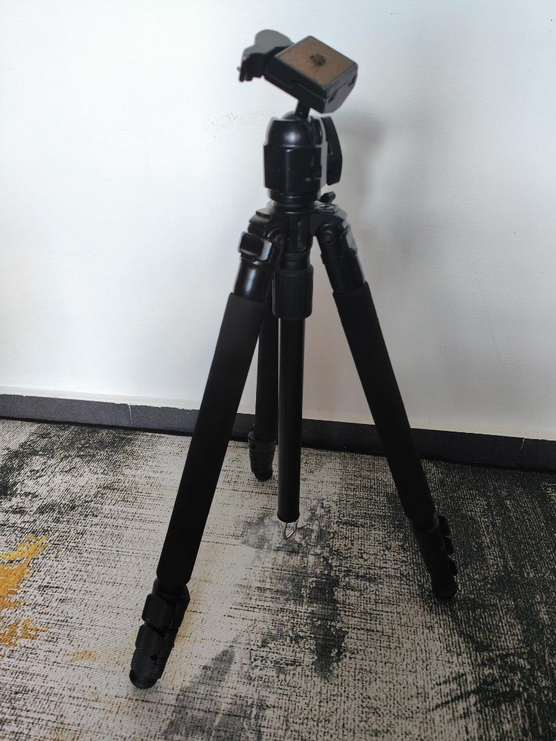 Tripod & Monopod, Photography, Photography Accessories, Tripods & Monopods on Carousell
