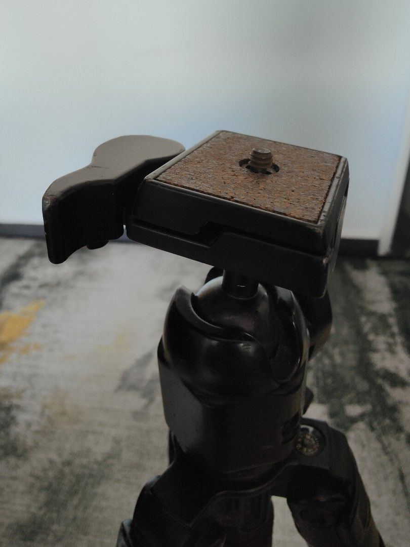 Tripod & Monopod, Photography, Photography Accessories, Tripods & Monopods on Carousell