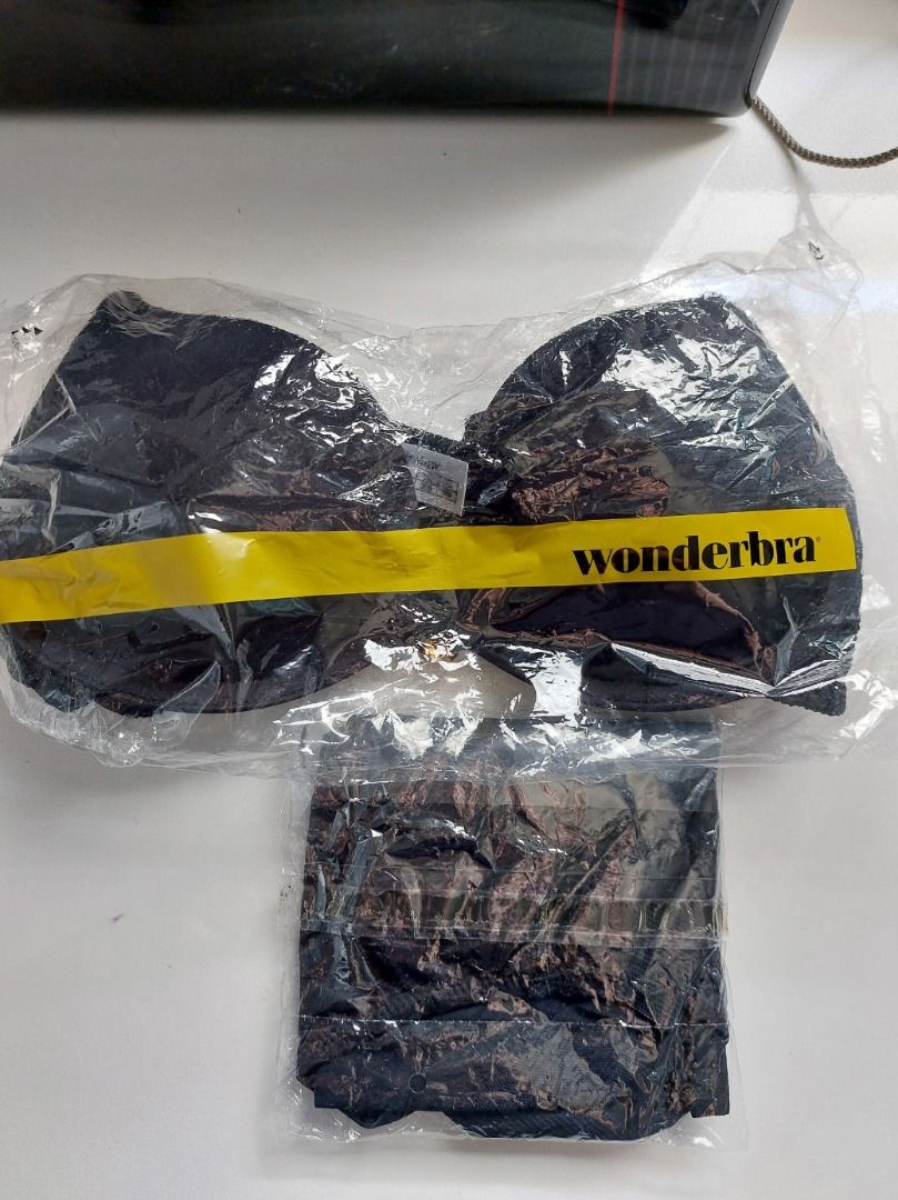 Wonderbra Bra & Panty set Underwear set, Women's Fashion, New ...