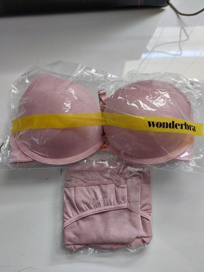 Wonderbra Bra & Panty set Underwear set, Women's Fashion, New ...