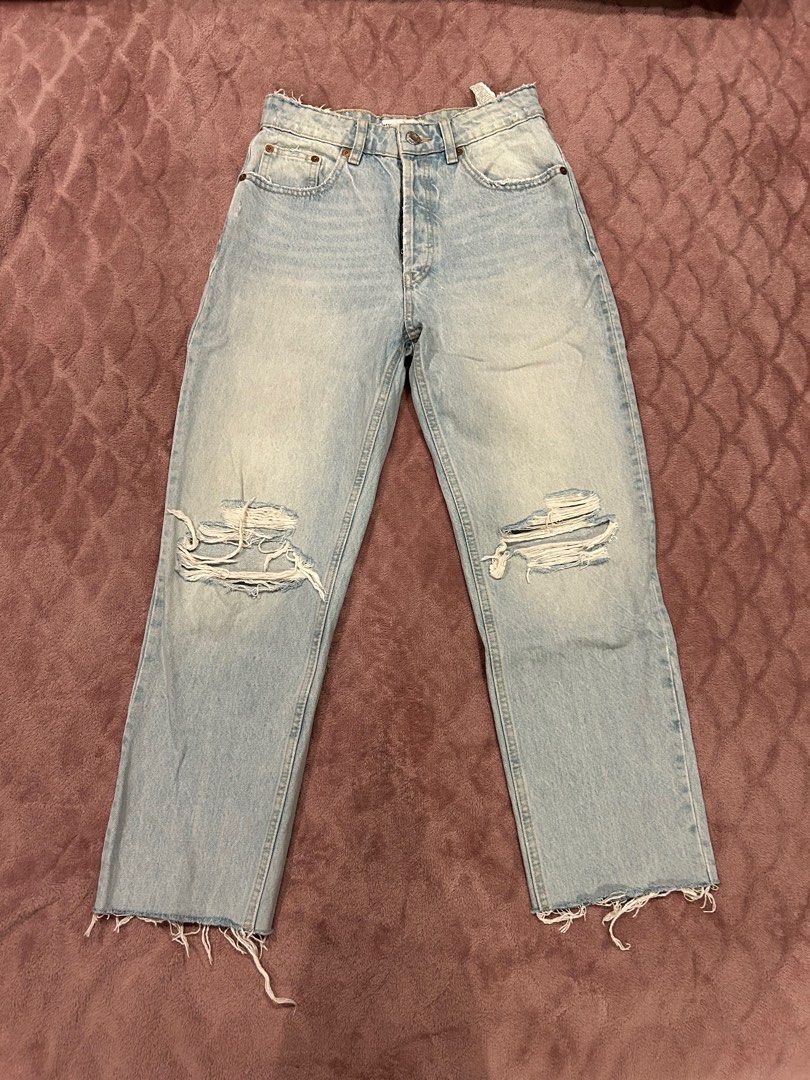 Zara Denim Ripped Mom Jeans on Carousell