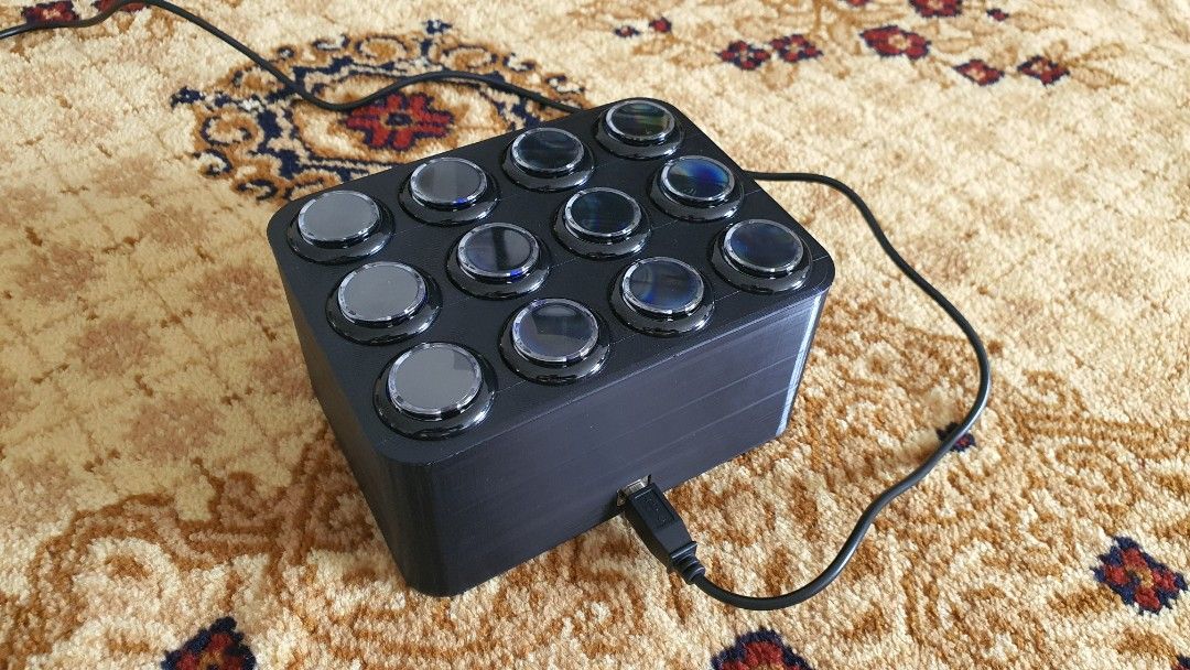 12 button macropad, Video Gaming, Gaming Accessories, Controllers on ...