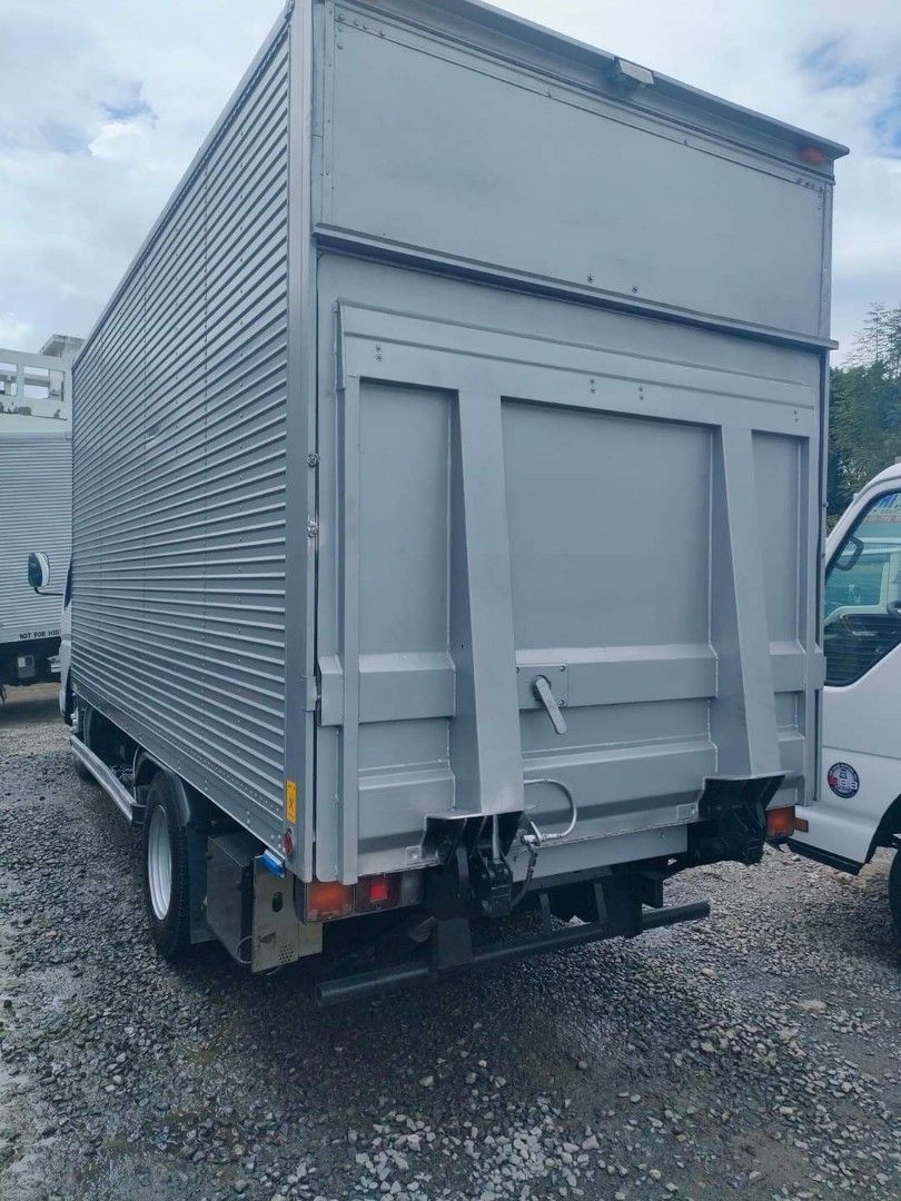 2021 Mitsubishi Fuso canter ALUM van with lifter 4M51 engine, Special ...