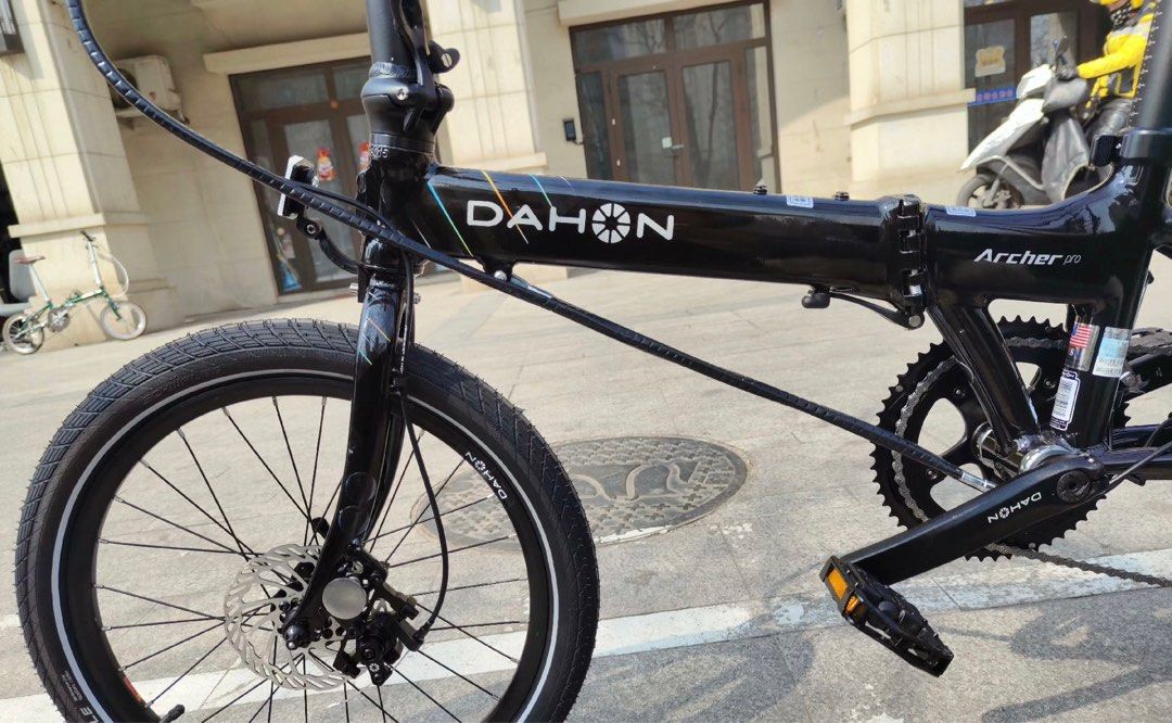 2023 DAHON ARCHER PRO (KBA005) 暴龍摺頭 20速 碟剎 20吋鋁合金摺叠車 送水架前後蛙燈叮叮, 運動產品 ...