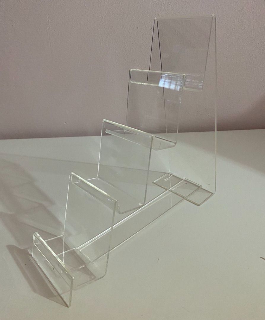 4-Tier Clear Acrylic Step Stair Display, Hobbies & Toys, Toys & Games ...