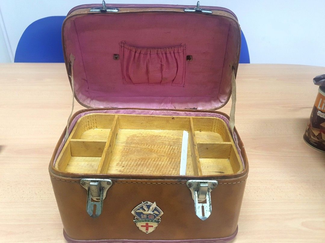 50 Years old First Aid Box, Hobbies & Toys, Memorabilia & Collectibles ...