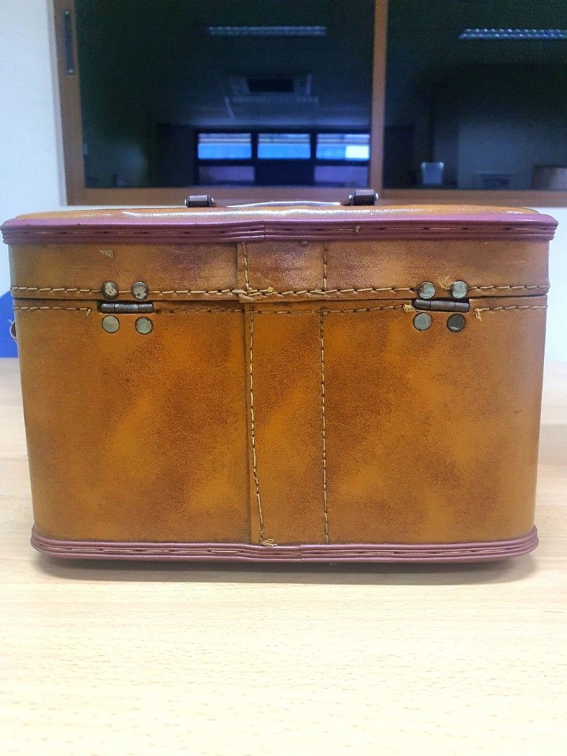 50 Years old First Aid Box, Hobbies & Toys, Memorabilia & Collectibles ...