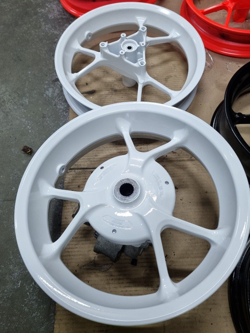 Aerox White Rims, Motorcycles, Motorcycle Accessories on Carousell