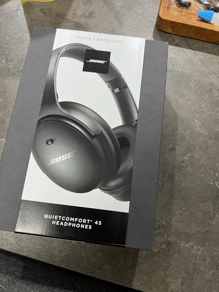 Bose Quietcomfort 45 Noise-Cancelling headphones, Audio, Headphones ...
