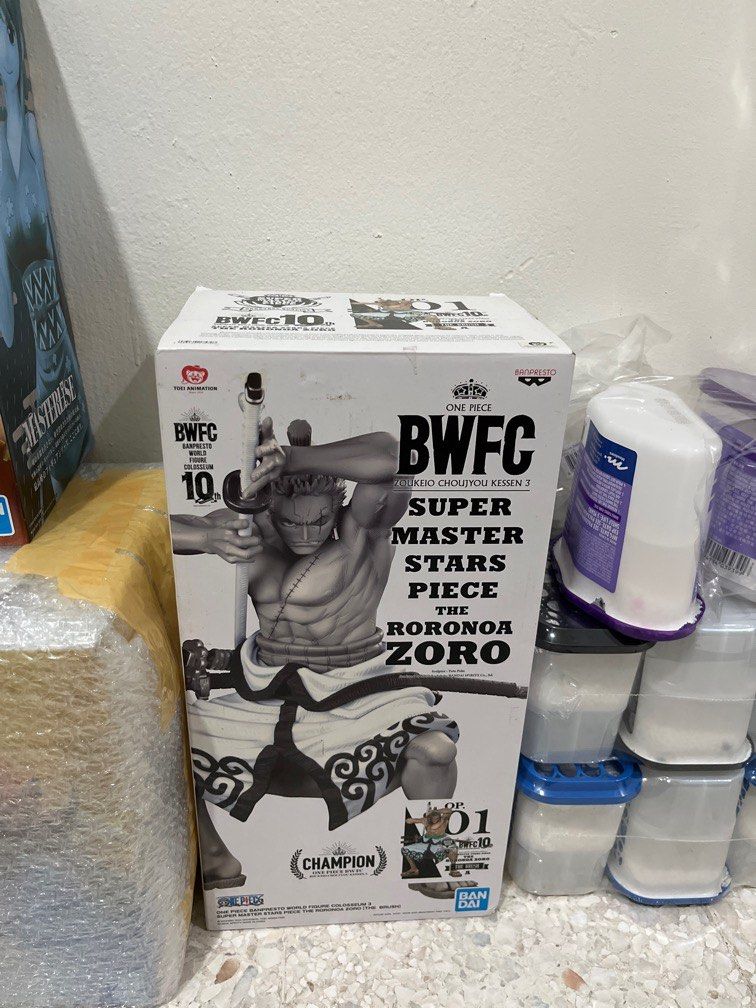 Bwfc zoro 01 one piece, Hobbies & Toys, Collectibles & Memorabilia, Fan Merchandise on Carousell